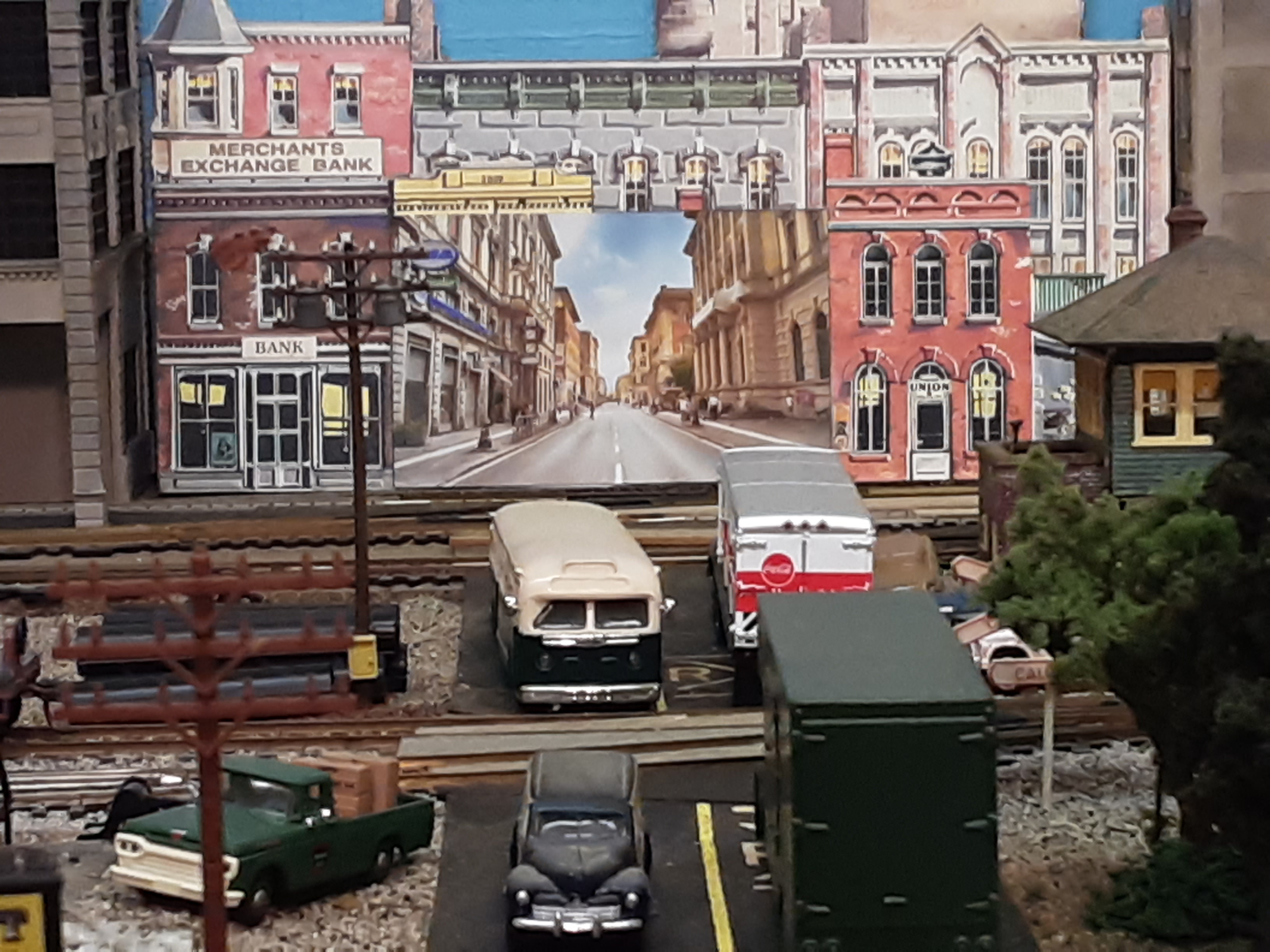 Adding Depth to Your Model Train Layout by Using Flats on the Backdrop ...